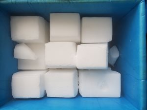 Glace sèche | Oxygaz - Distributeur de gaz industriel, produits de ...